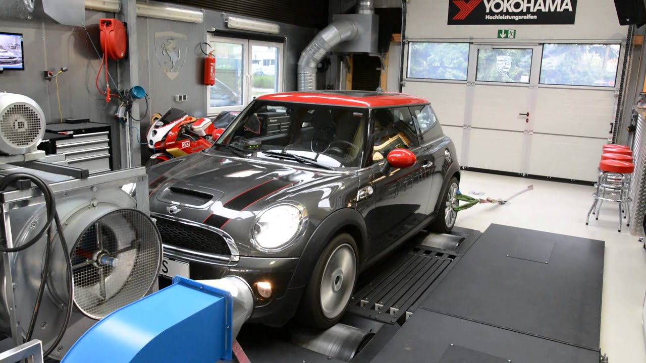 Mini Cooper JCW R56 1.6 Turbo Tuning - YouTube