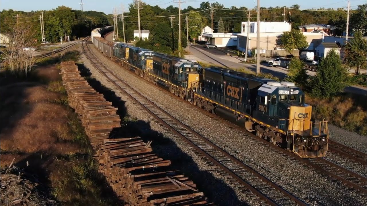 Old School Power at Willoughby CSX 8801 leads EMD quartet plus CSX 911 at Painesville + the ...