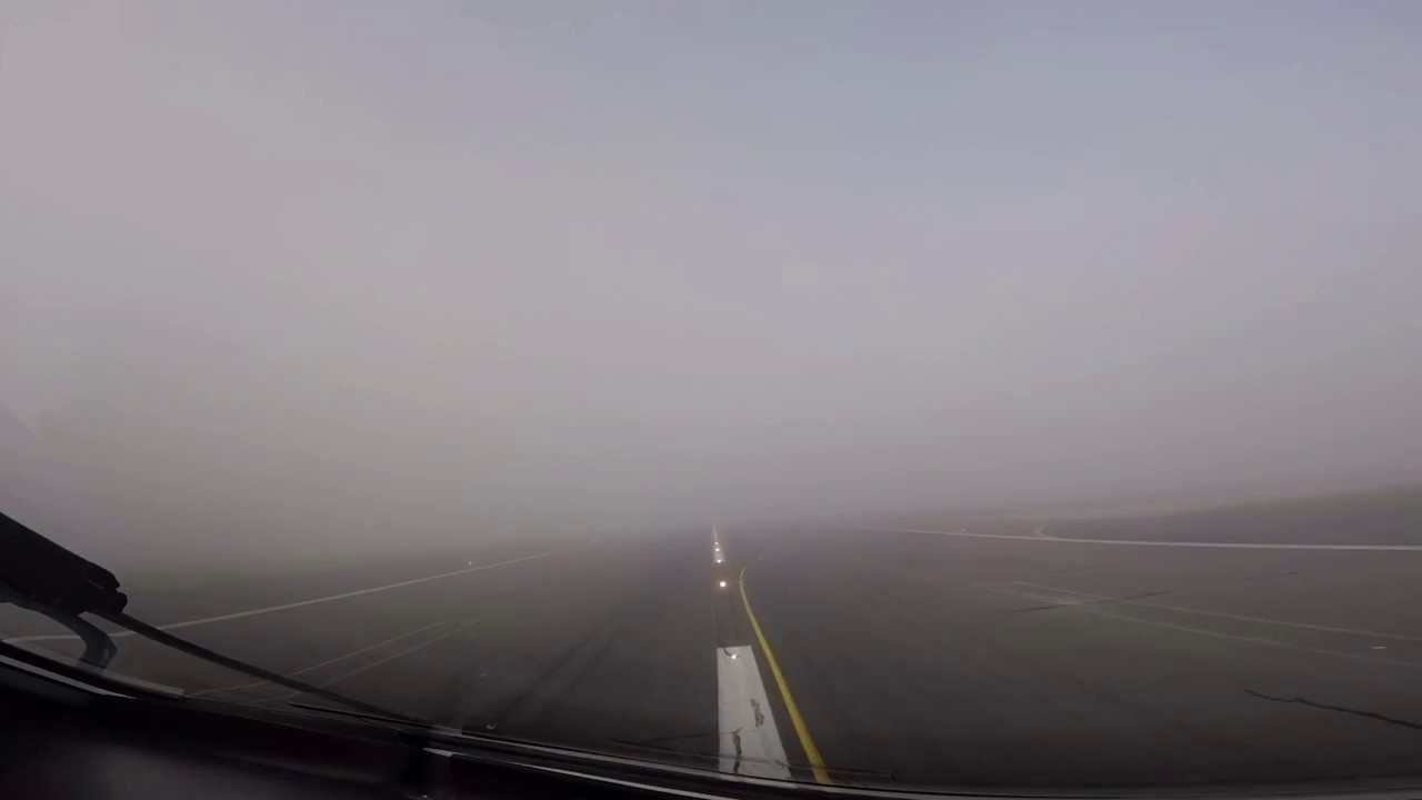 Embraer 175 Low visibility landing & take off | CAT II Autoland ...
