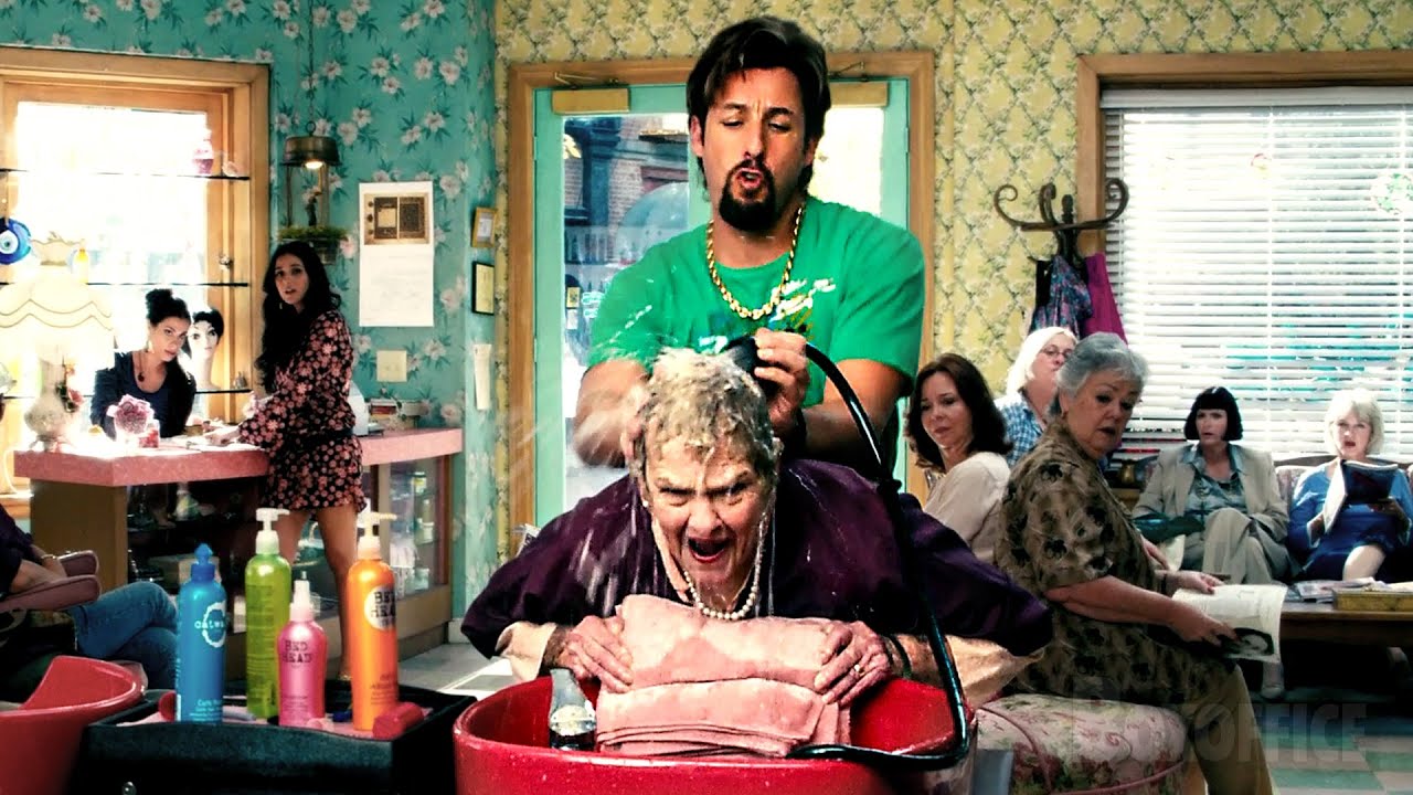 ¿Adam Sandler se convierte en el número uno de las ancianas 🥵 | No te metas con Zohan| Español ...