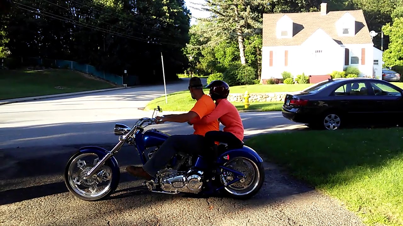 American Ironhorse Outlaw Chopper - YouTube