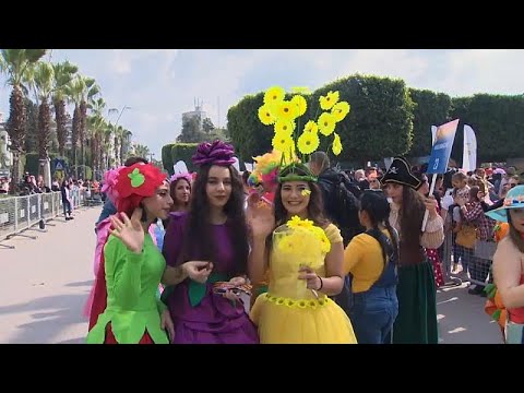 Türkiye'nin ilk sokak karnavalı: Adana'da 'Portakal Çiçeği Karnavalı'