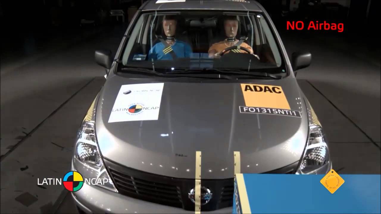 Nissan Tiida - Crash Test - YouTube