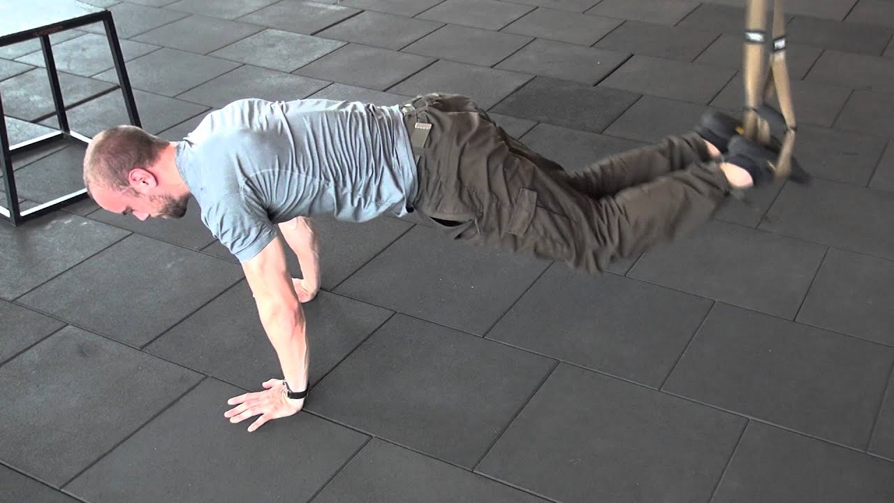 TRX Alternating Oblique Atomic Push-up (three point crunch) - YouTube