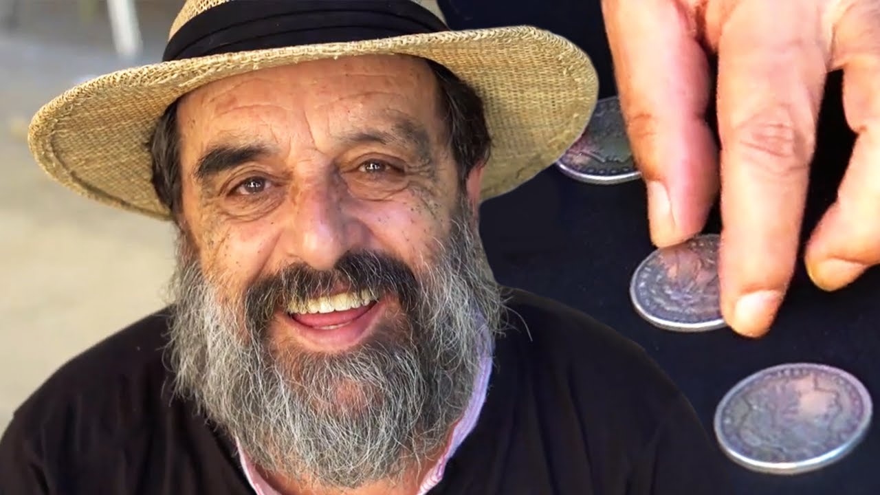 You WON'T BELIEVE This Spanish Master of Coin Magic | Paco Rodas - YouTube