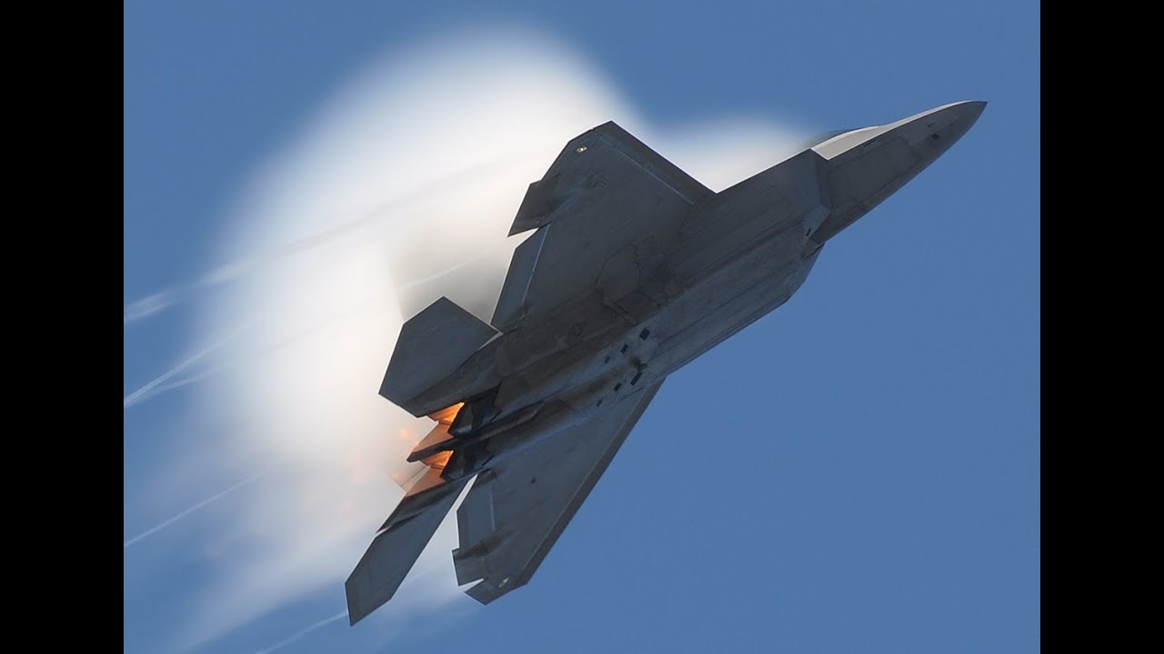 F-22 Raptor | Pugachev's Cobra - YouTube