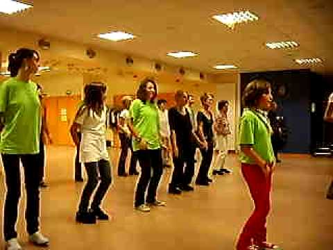 make it up line dance - YouTube
