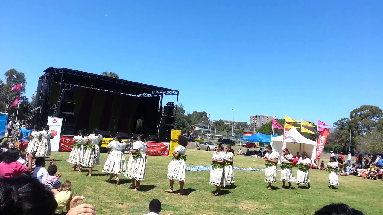 Duavata Fiji Dance Group Sydney FIJI DAY 2013 - Fijian Meke Performance ...