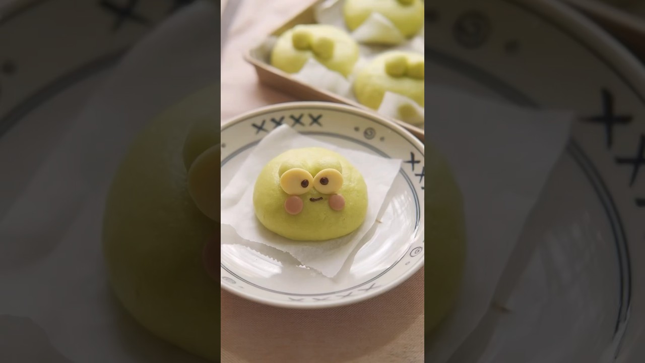 Avocado Frog Bun - YouTube