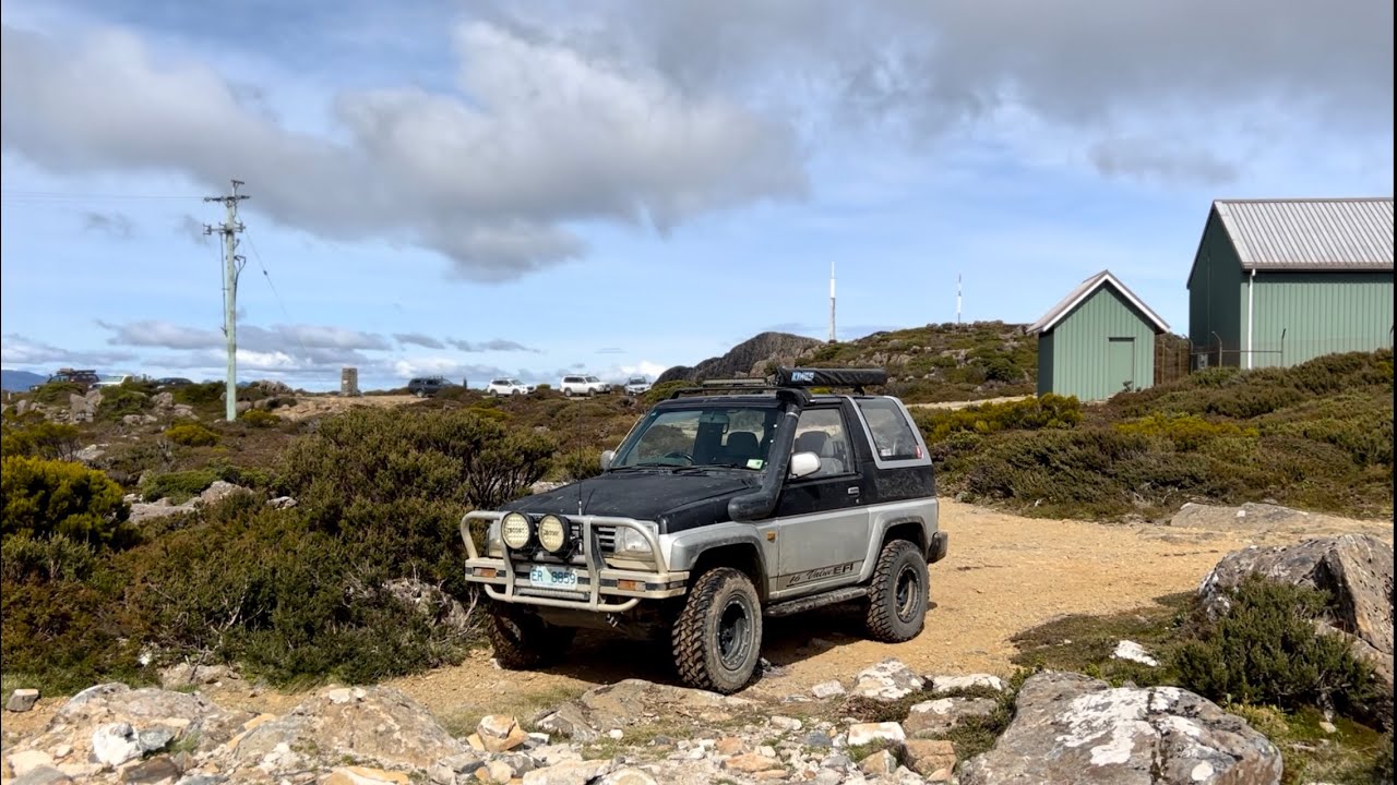 Sunday drive up Mt Barrow. Filmed with iPhone 13 Pro Max. - YouTube