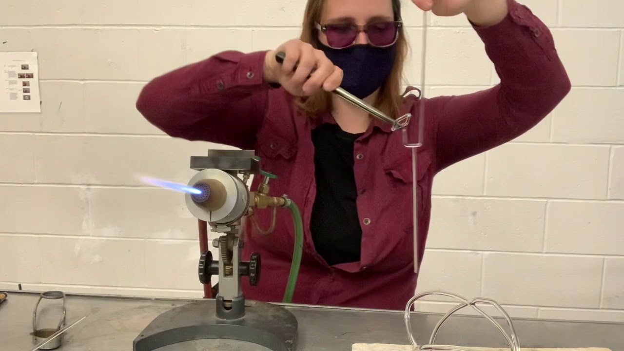Glass chain demonstration- flameworking - YouTube
