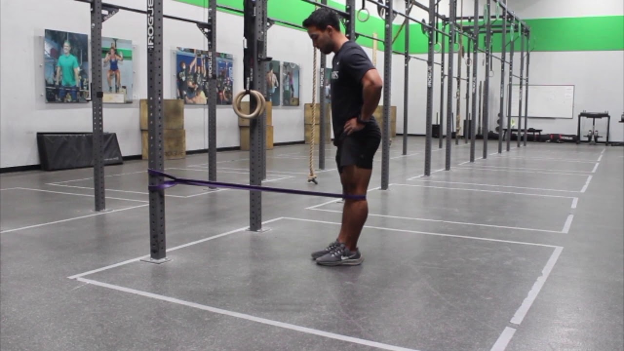 Banded TKE (Terminal Knee Extension) | CrossFit Invictus - YouTube