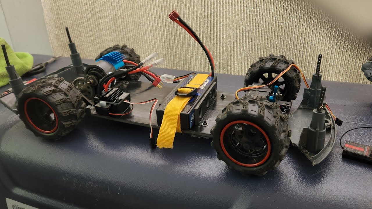 Rwd Rusteze Lightning McQueen rc car diy pvc pipe chassis - YouTube