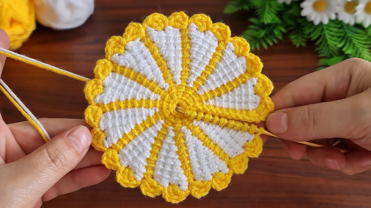 Motif, Coaster, Flower. Make and Sell. How to make a very easy fower ...