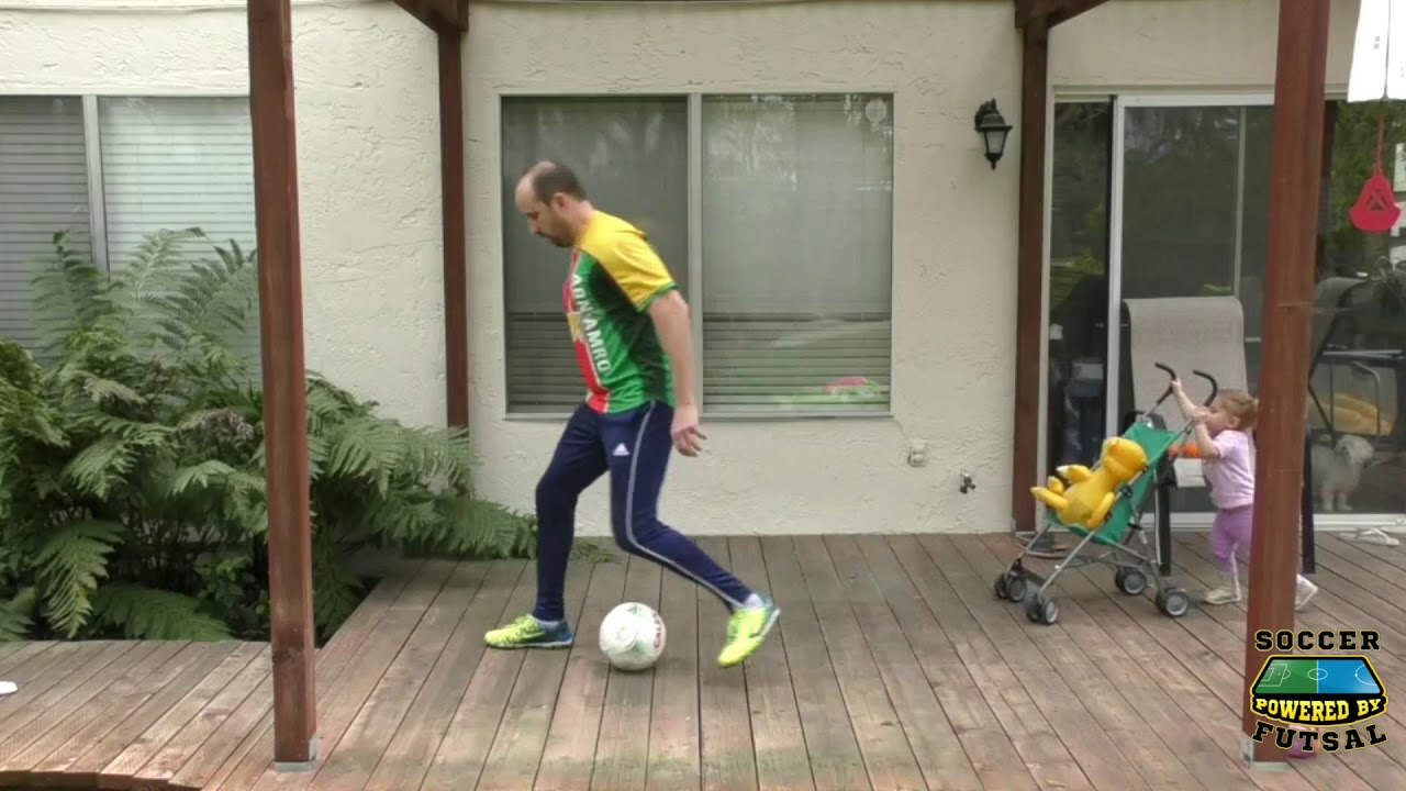 Diagonal Ball: Receiving Facing Forward - YouTube