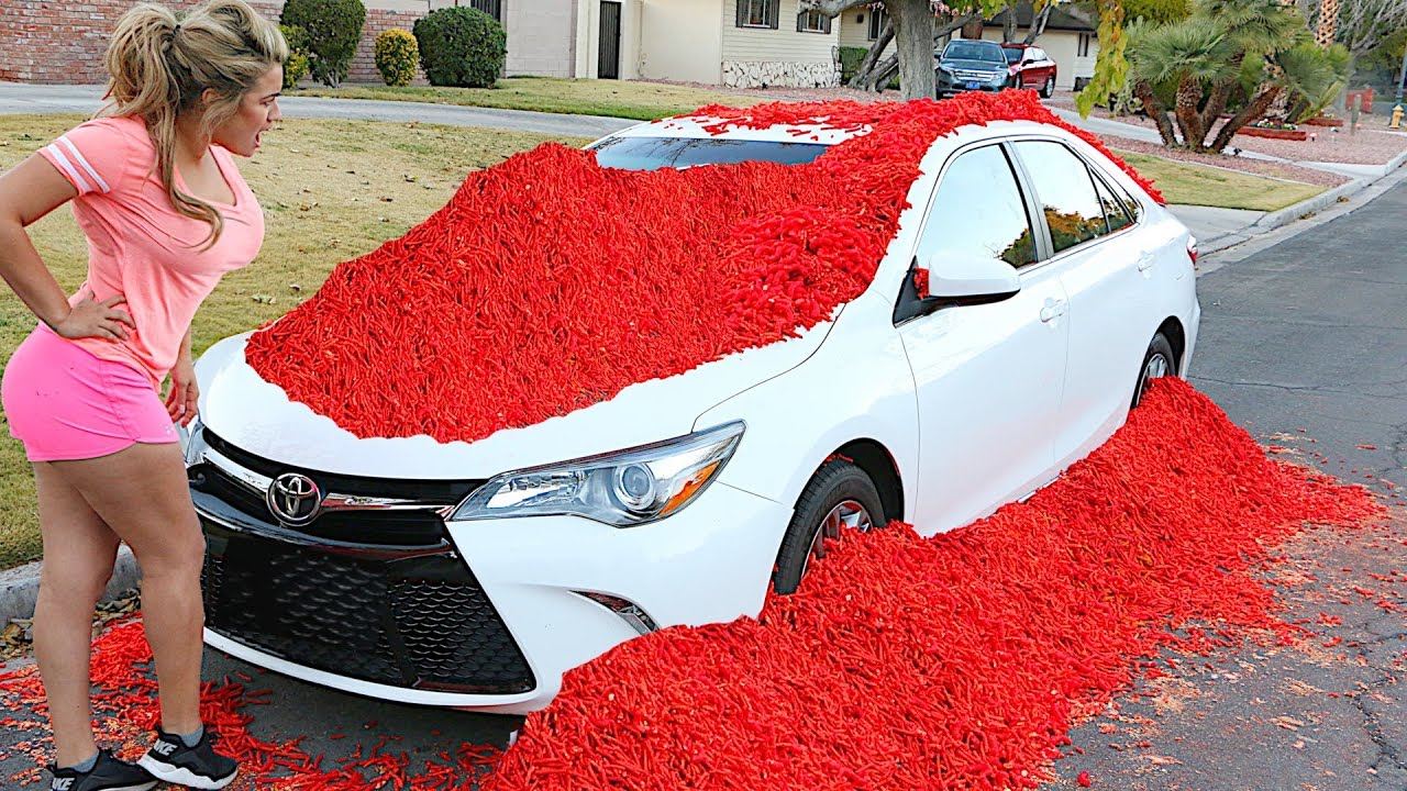 HOT CHEETOS AND TAKIS ON CAR PRANK!!! - YouTube