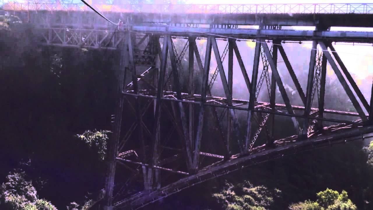 Vic Falls gorge zip line. - YouTube