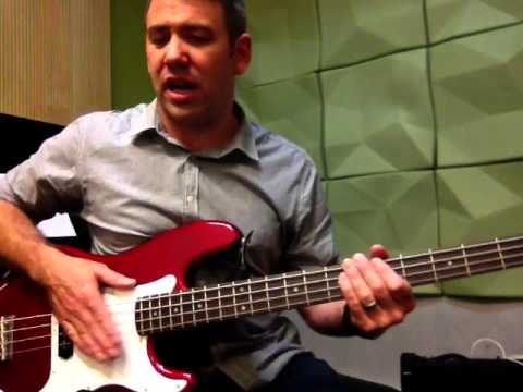 Hey Ya - Bass Lesson - YouTube