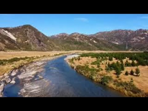Waiau Toa Clarence river going from Jollies pass towards Jacks pass ...