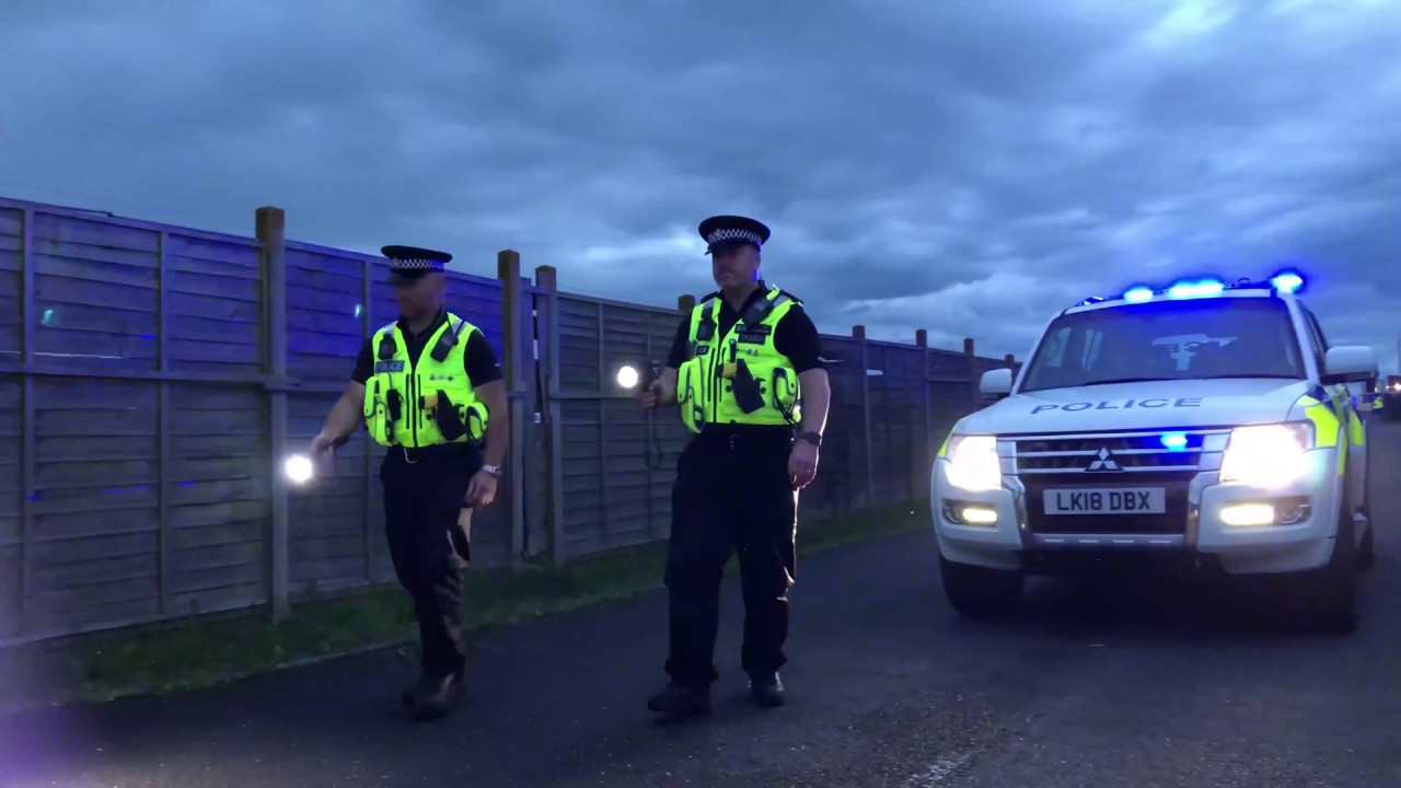 Streamlight® | Flashlights UK Police - YouTube