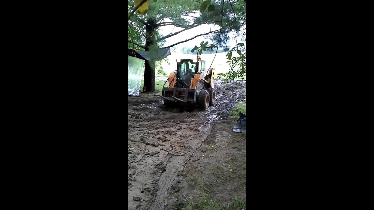 Skid loader mud - YouTube