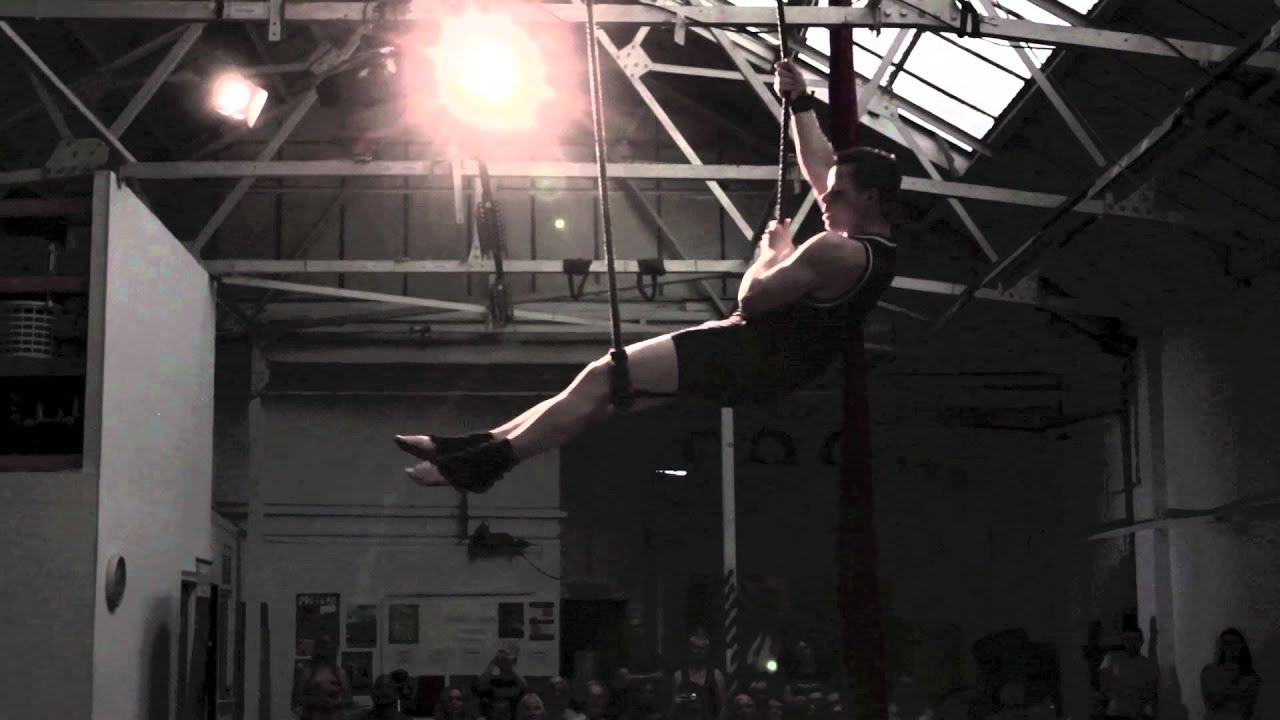 Aerial trapeze -Aaron Twitchen (Lady Gaga Do What You Want) - YouTube