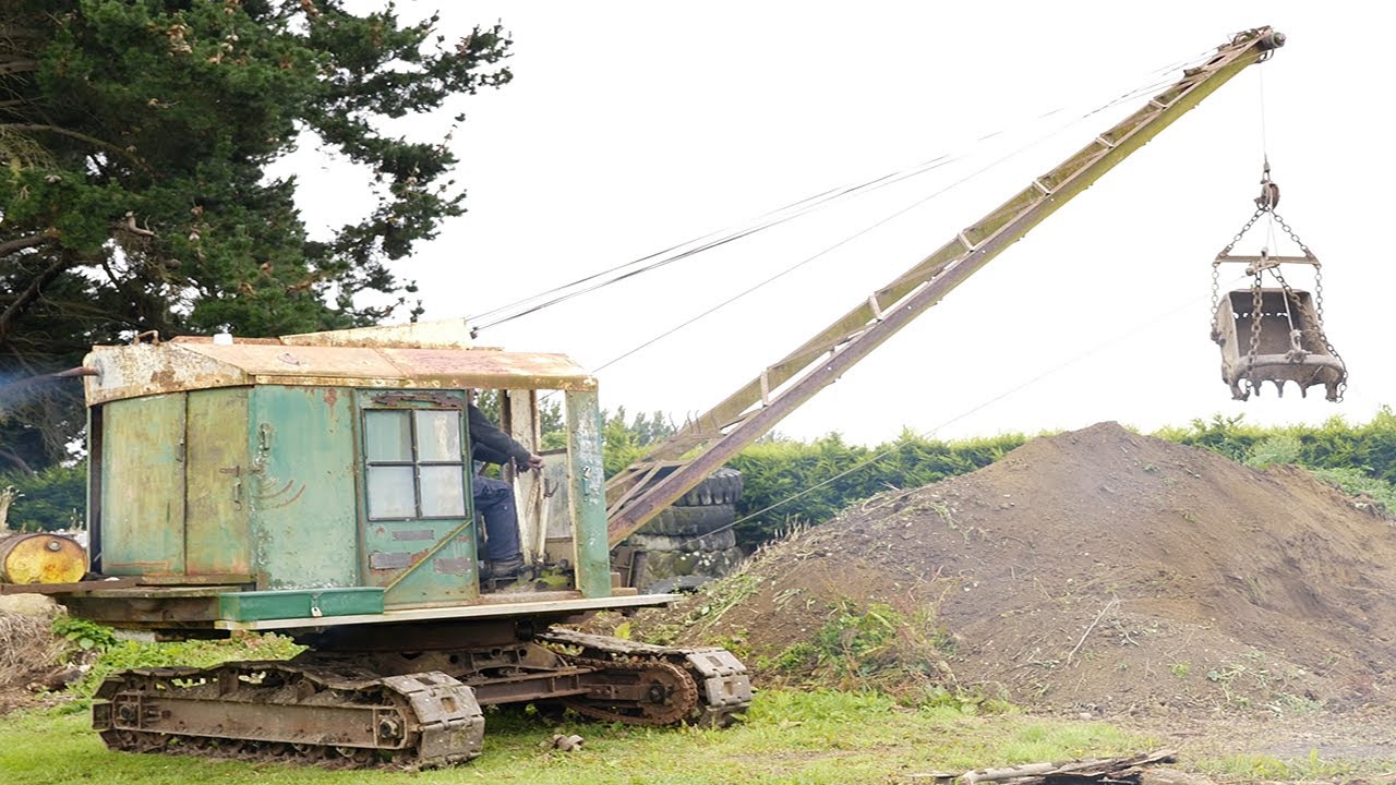 1940s Ruston Bucyrus 10-RB Dragline Excavator Working at the Southland ...