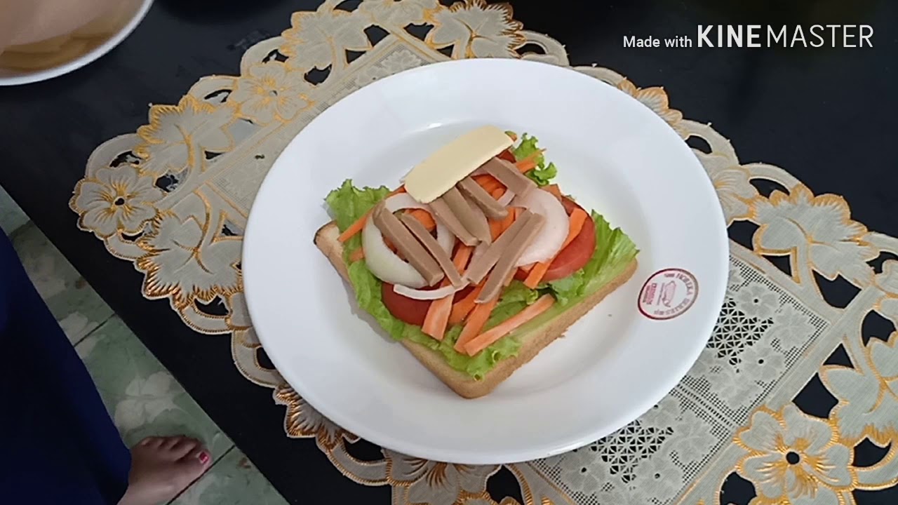 Roti Aka Burger Maknyusss - YouTube