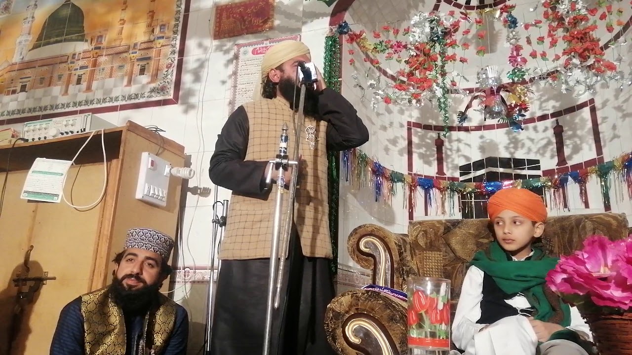 Mudassar Sharif Faiz Qadri in dhareeka sharif Phalia - YouTube