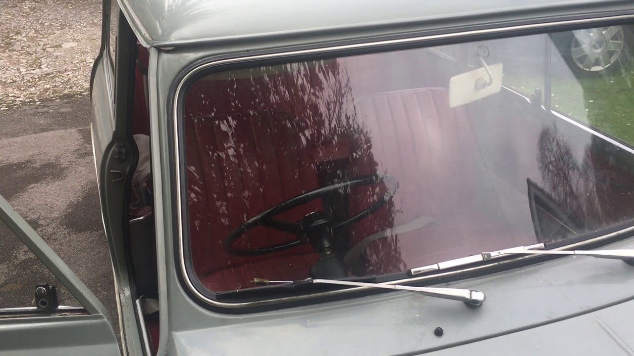 1966 Morris Mini 850 Super De-Luxe - YouTube