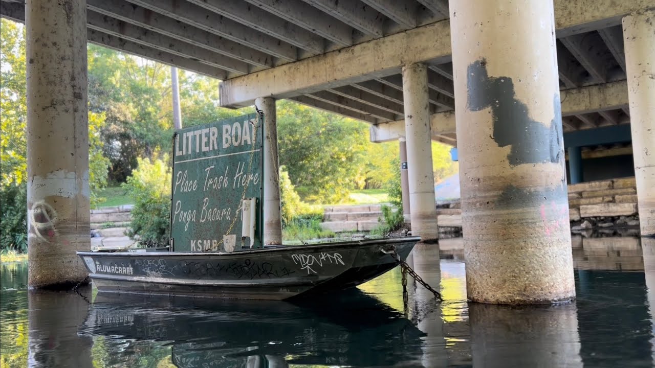 Timelapse floating the San Marcos River Texas State University - YouTube