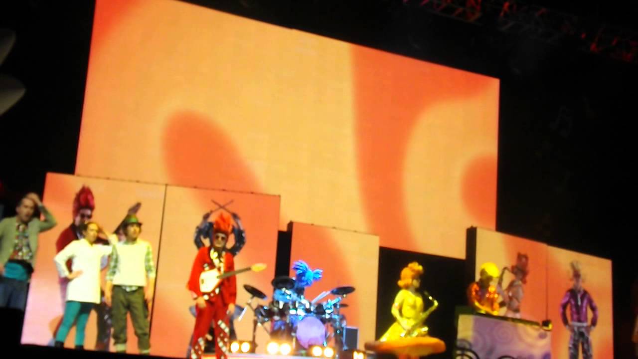 CBeebies Live 2014 - The Big Band 1 of 2 -18/4/14 - YouTube