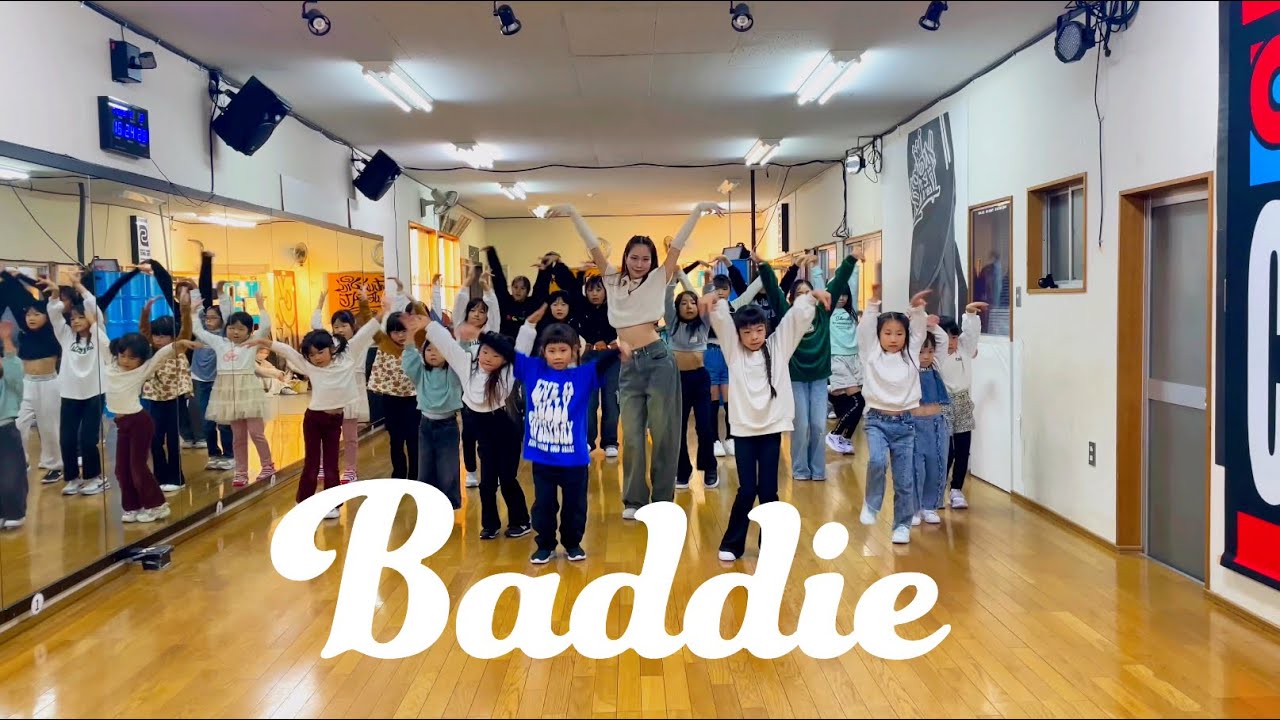 Baddie - IVE | class by WAON - YouTube