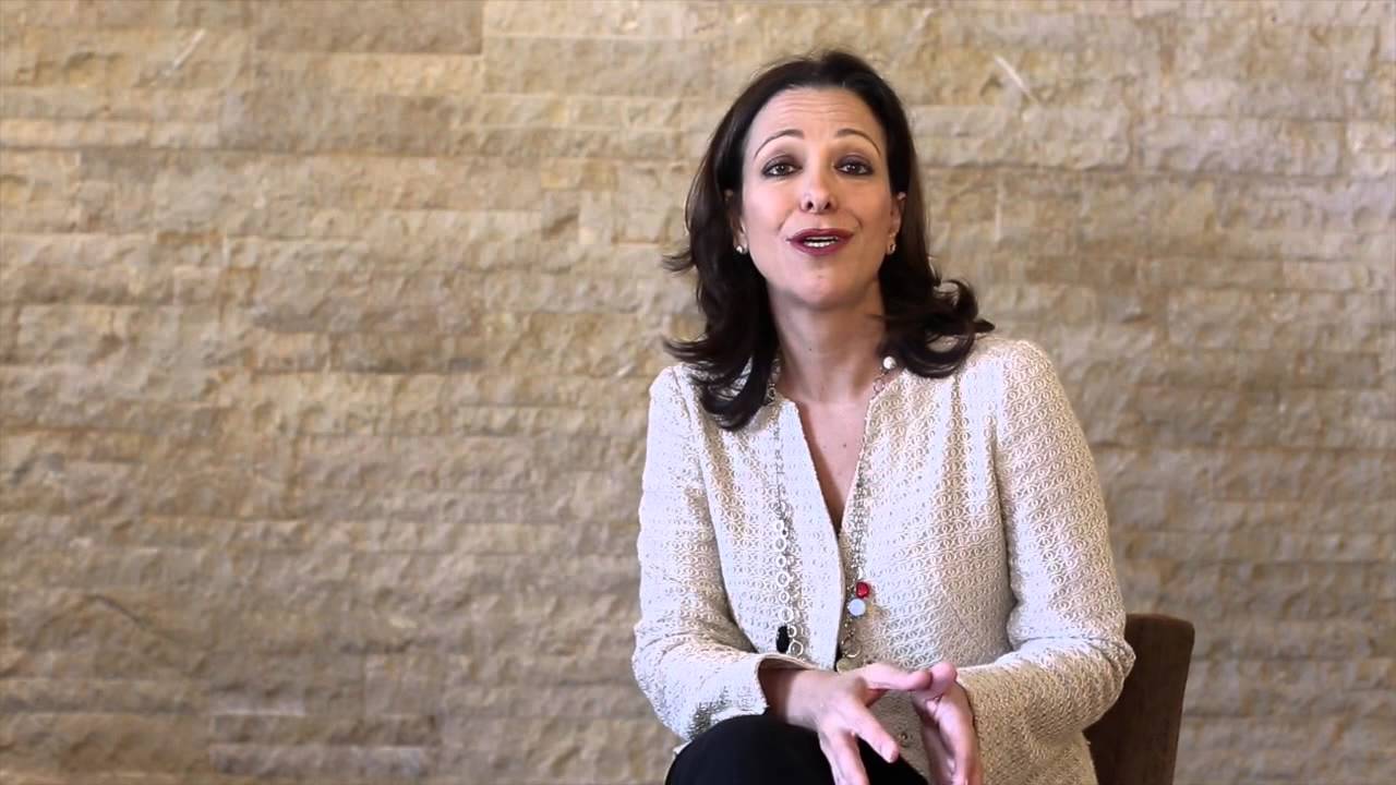 Mona Ataya as well as Mumzworld - YouTube
