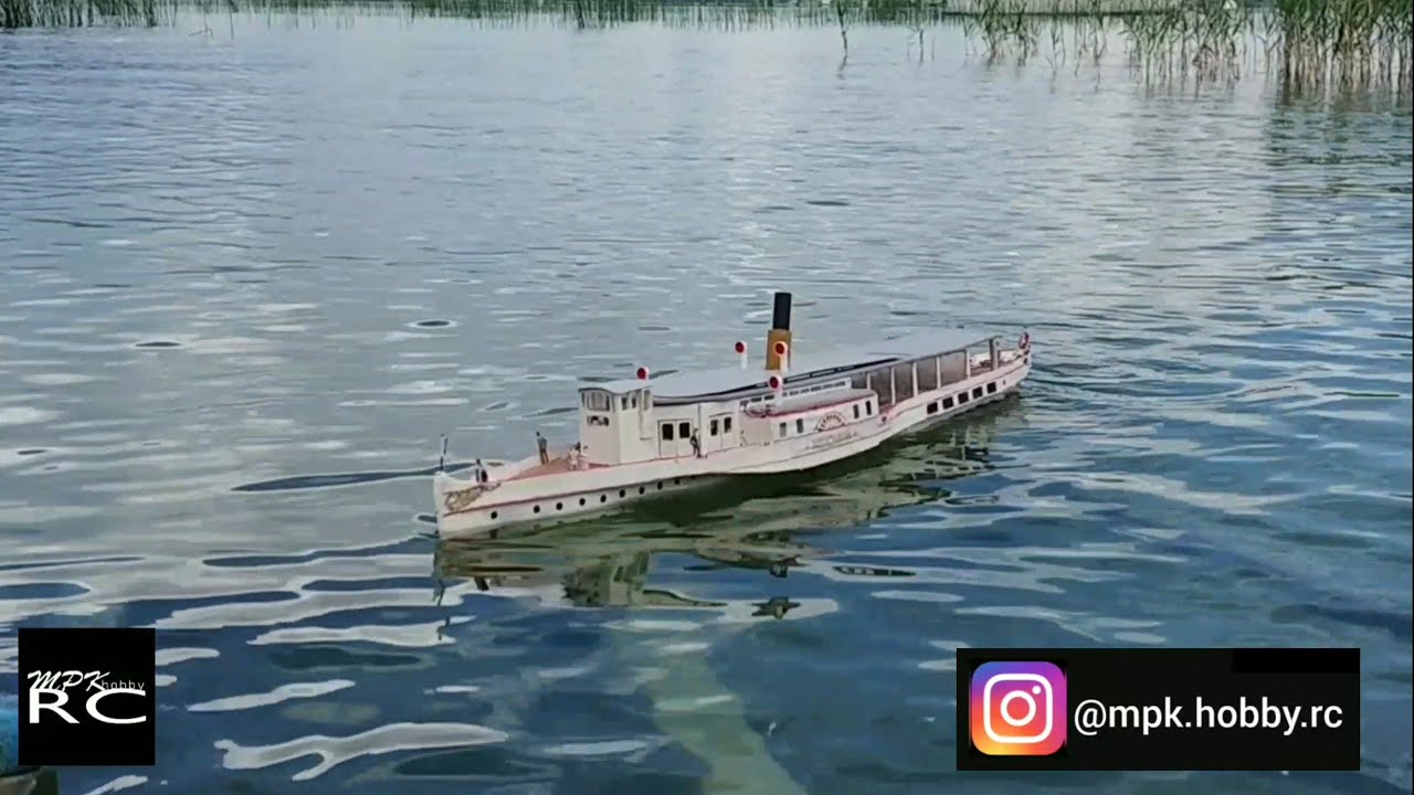 RC Paddle Steamer "Nuechatel" on a little Cruise - YouTube