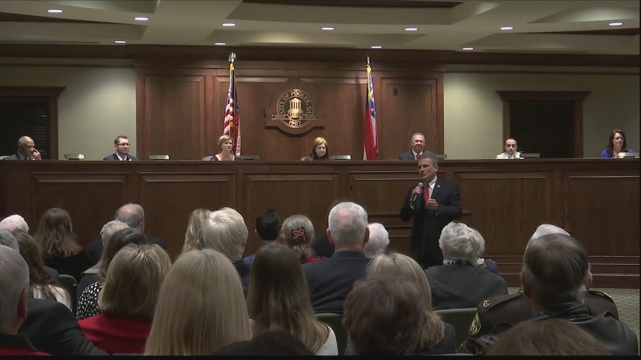 Pooler inaugurates first female mayor, new council members - YouTube