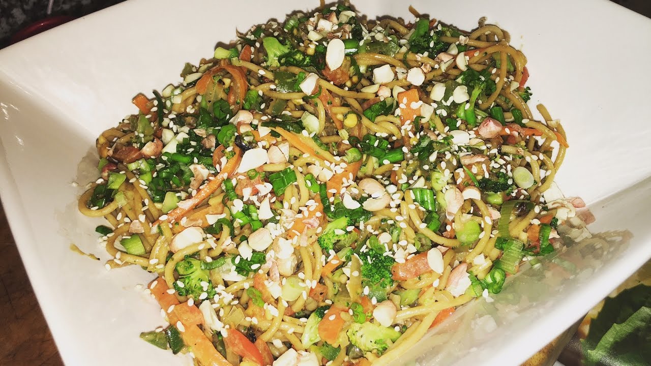NUTTY NOODLES WITH VEGETABLES - YouTube