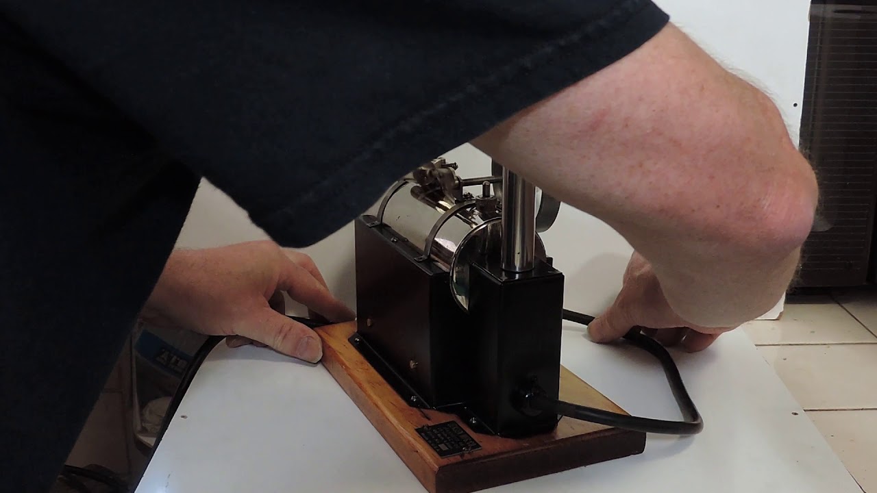 Jensen 35 Model Steam Engine - YouTube