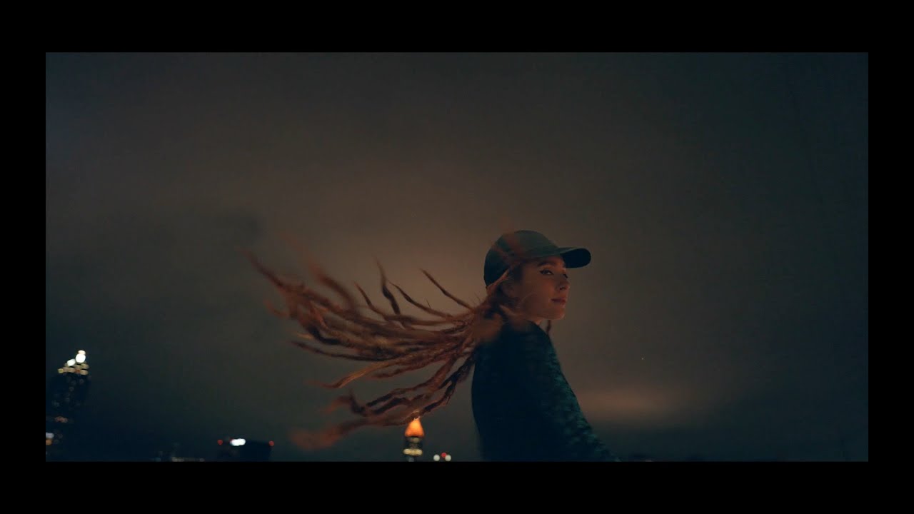 Eliza Grace "Holidays" | OFFICIAL music video - YouTube