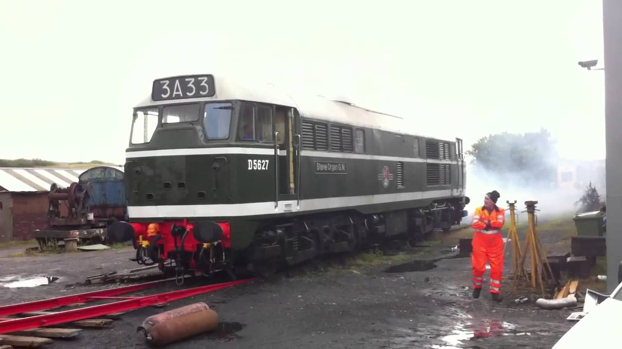 Class 31203 (D5627) 'Steve Organ G.M' starting up at Blaenavon - YouTube