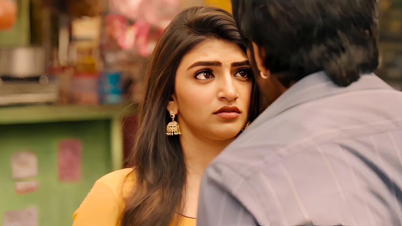 सुंदर लड़की Handsome लड़के को भैया बोले तो वो अन्याय हैं - Shree Leela, Ravi Teja - Big Dhamaka ...