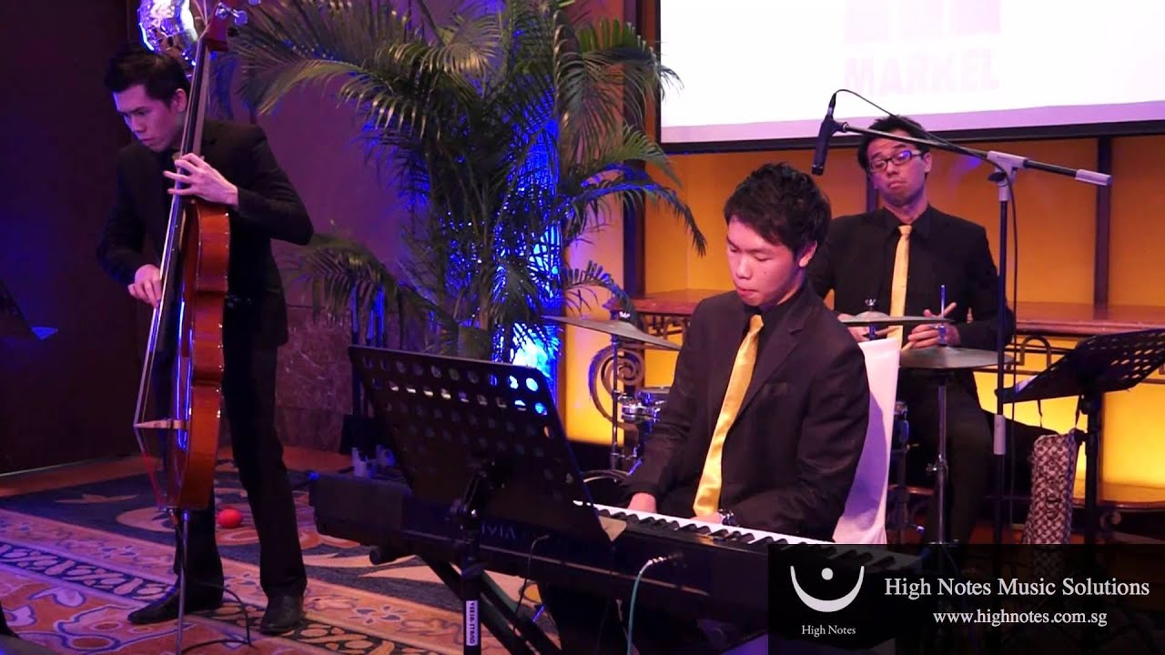 Benjamin Boo Instrumental Trio performs HOW HIGH THE MOON - YouTube