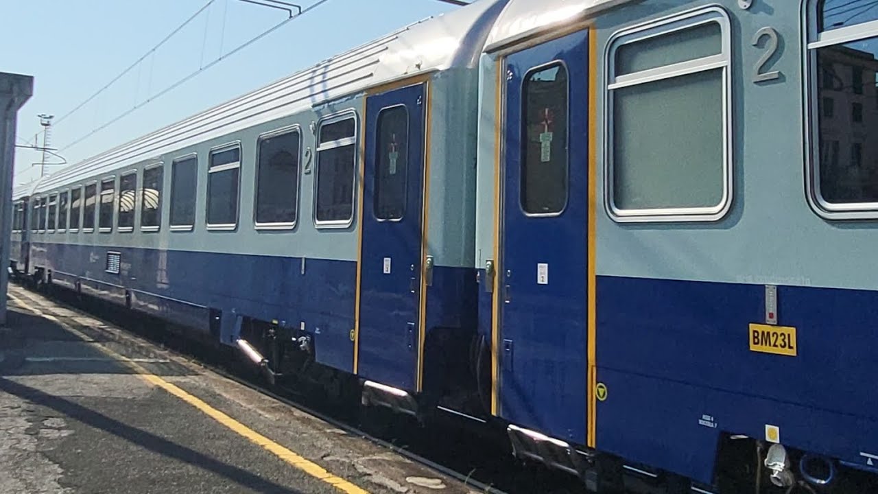 viaggio sull'espresso di Treni Turistici Italiani - YouTube