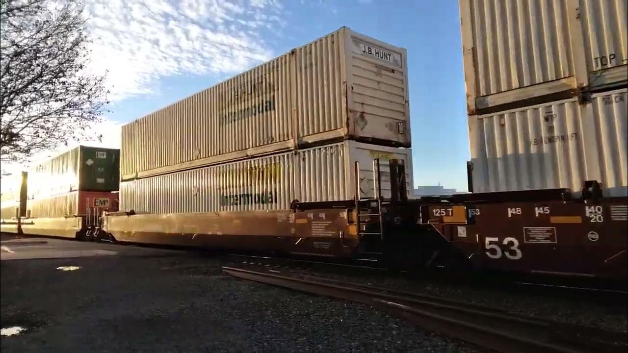 NS 26C (Old NS 282) With a Dash 9 Leader. - YouTube