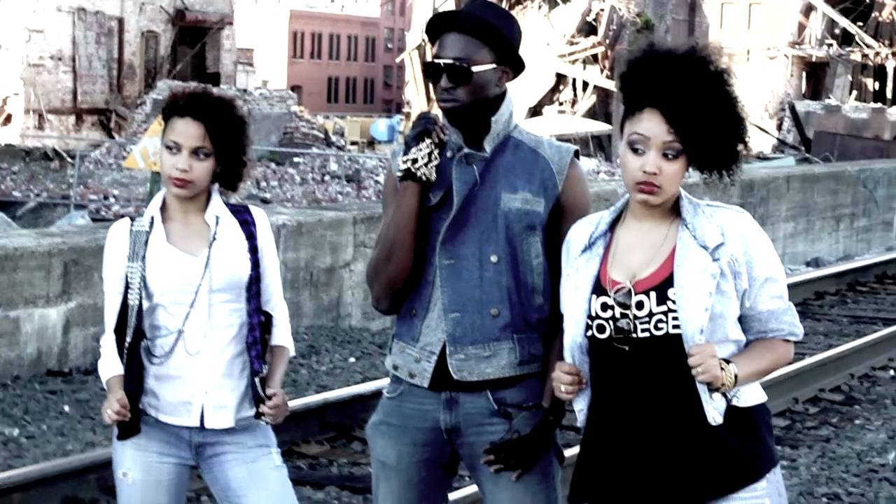 Candace Evans Photo Shoot "Behind The Scenes" - YouTube