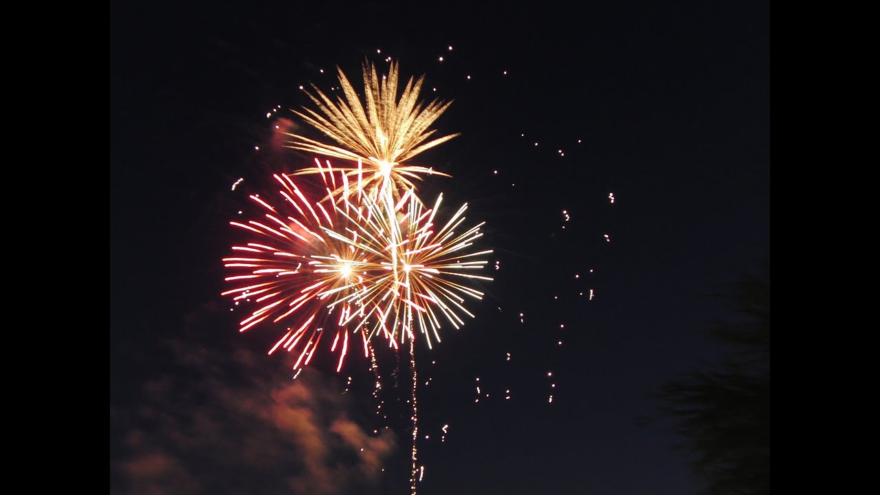 鞭炮、烟花、礼炮的声音 The sound of firecrackers, fireworks, and salutes - YouTube