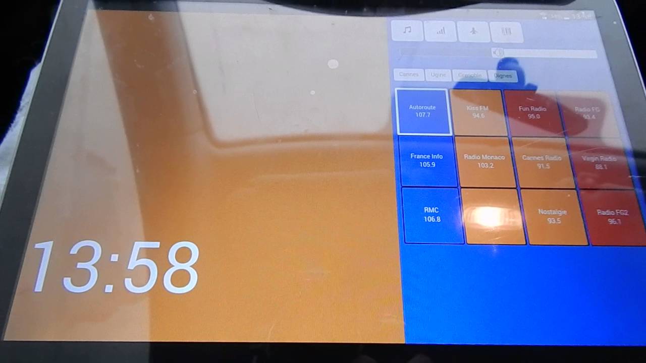 Carputer with raspberry pi first test - YouTube