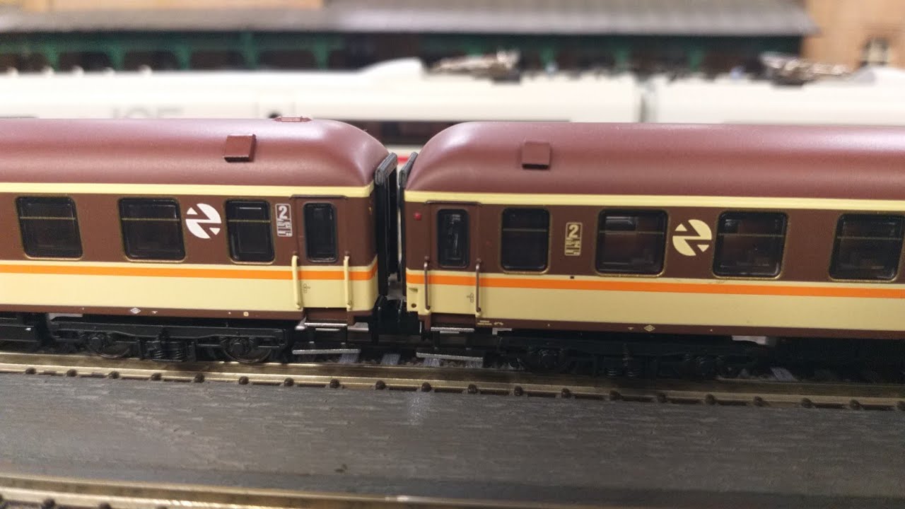 RENFE coches 12000 ESTRELLA MF TRAIN - YouTube