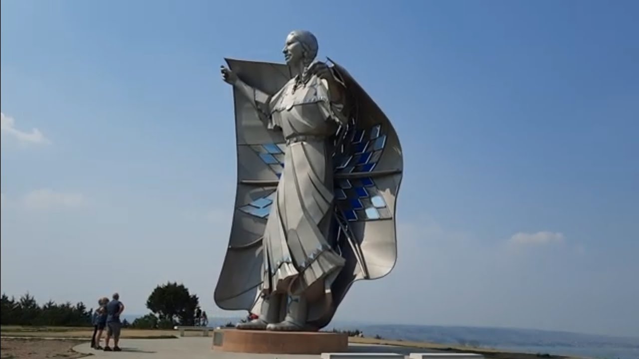 Dignity Statue South Dakota - YouTube