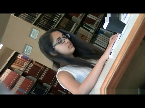 Study session - Library -  AMAZING GIRL candid feet -  READ DESCRIPTION